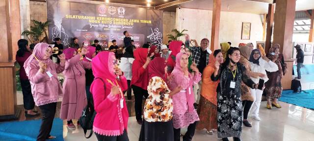 Lestarikan Musik Keroncong, DPD Pamori Surabaya Gaet Kalangan Milenial ...
